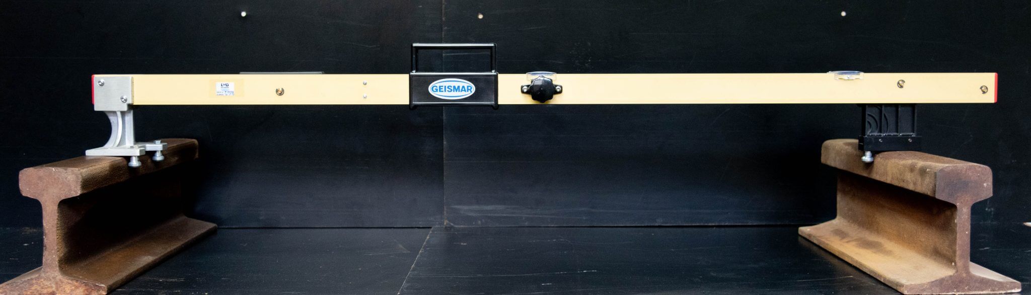 Dispositivo para control de Reglas de Trocha. IT03 – Ferrotrack